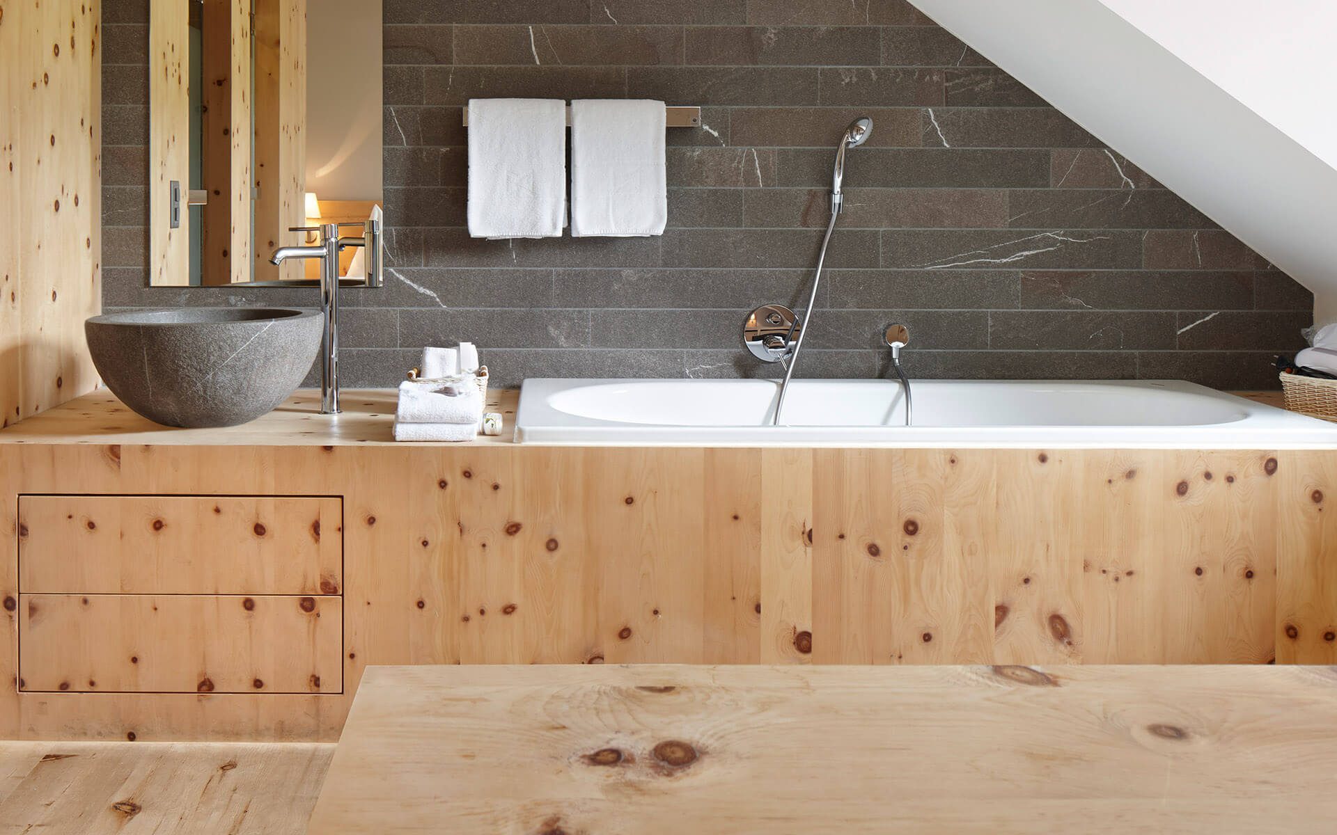 Romantik Hotel Muottas Muragl, Samedan | Fanzun AG Architekten ...