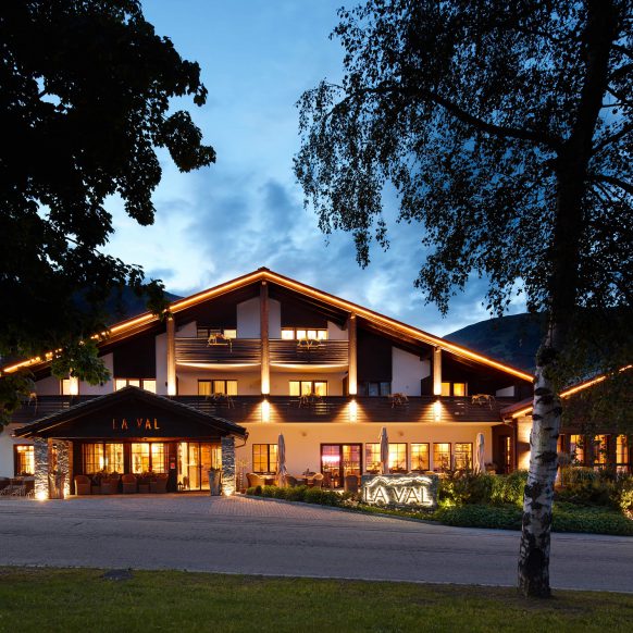 Hotel La Val, Brigels | Fanzun AG Architekten · Ingenieure · Berater